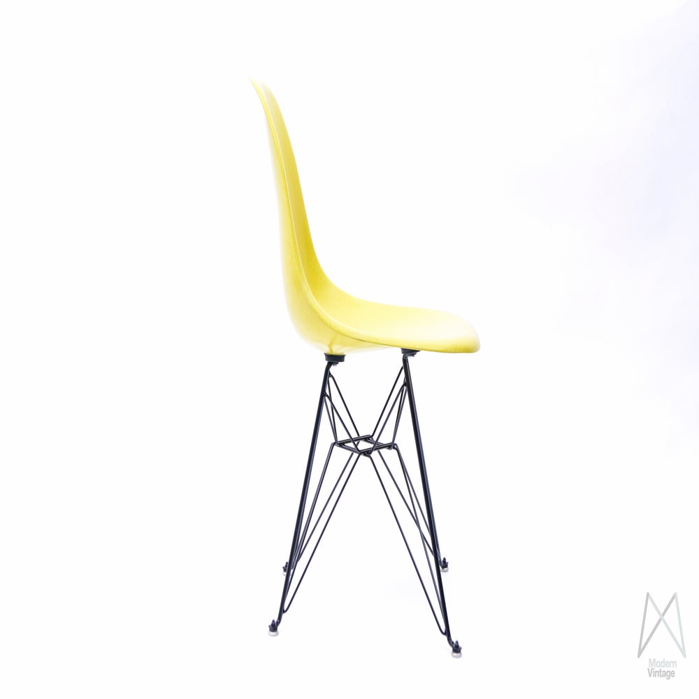 Modern Vintage Amsterdam - Original Eames Furniture — Eames Herman ...